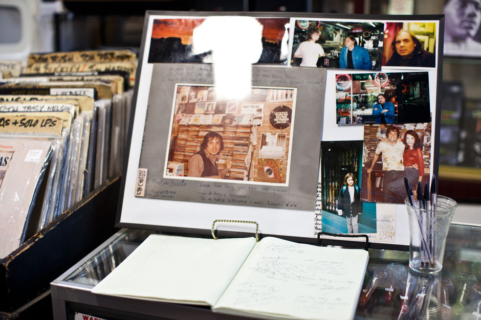 Bleecker Bob’s in Photos: The History of New York’s Most Notorious ...