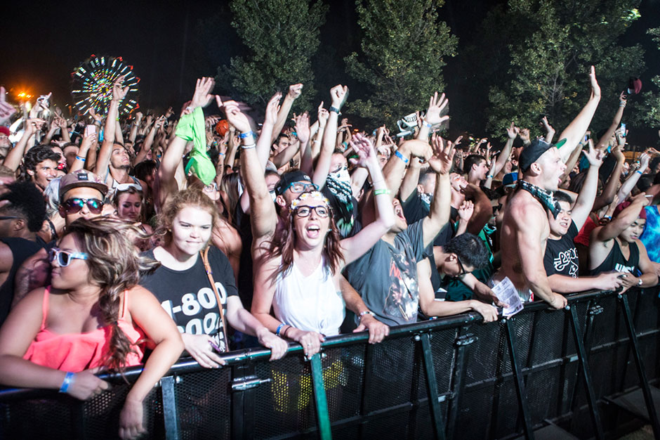 HARD Summer 2013: Review and Photos from L.A’s Sweaty EDM Rave-Up | SPIN
