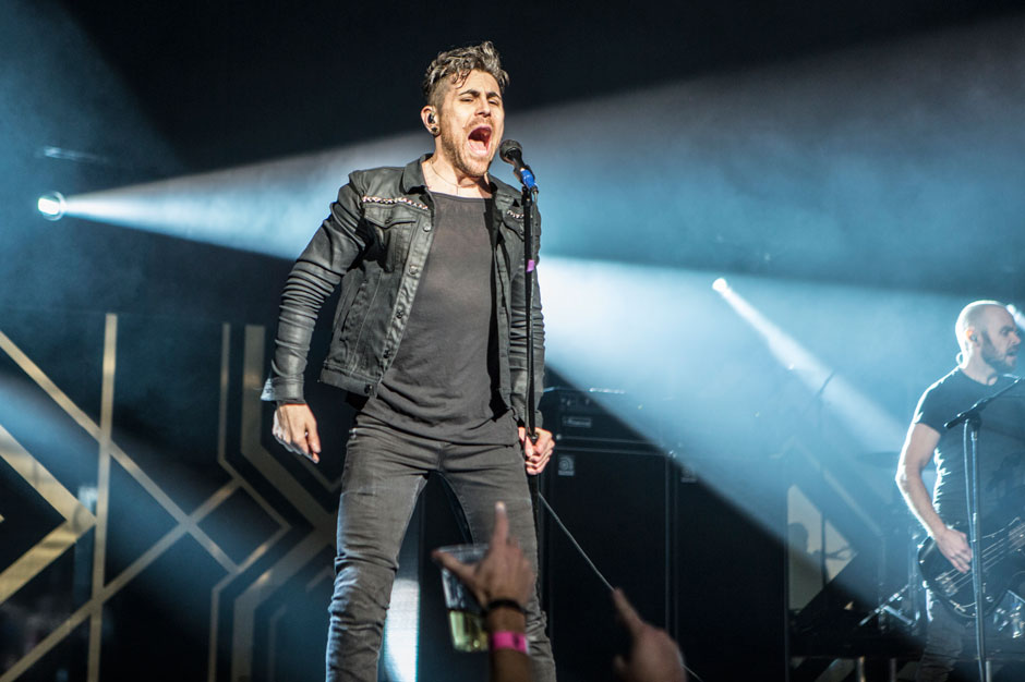 Queens of the Stone Age, Phoenix, and Lorde Unwrap KROQ's Almost ...