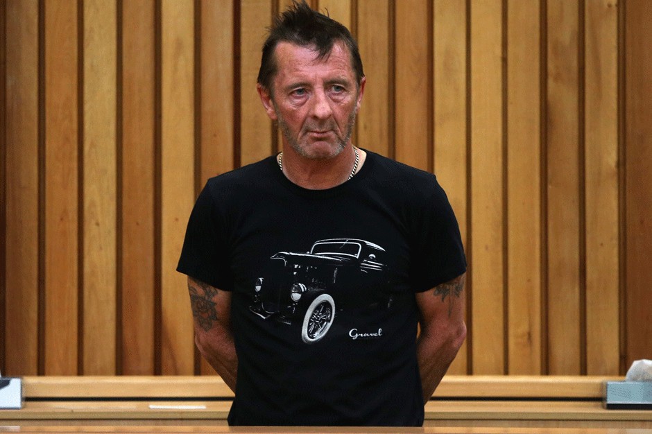 AC/DC Drummer Phil Rudd Reportedly Acts Erratic in Court | SPIN