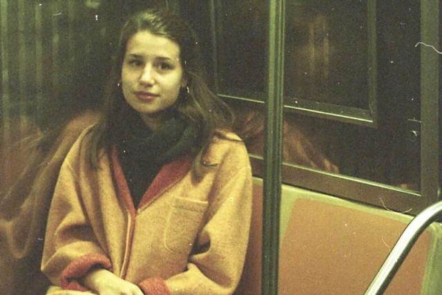 Emily Yacina Continues Exploring the Otherworldly on 'Gone' - SPIN