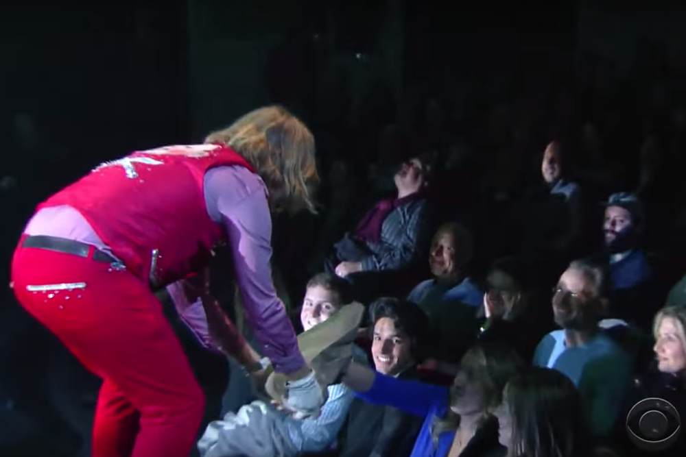 Watch Ty Segall Hand Out Treats During ‘Candy Sam’ Performance on ‘Late ...