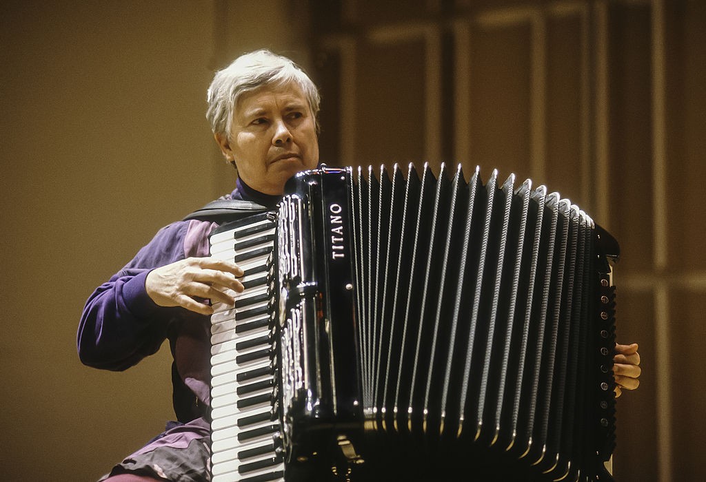 R.I.P. Pauline Oliveros, Musician, Composer, and Creator of Deep ...