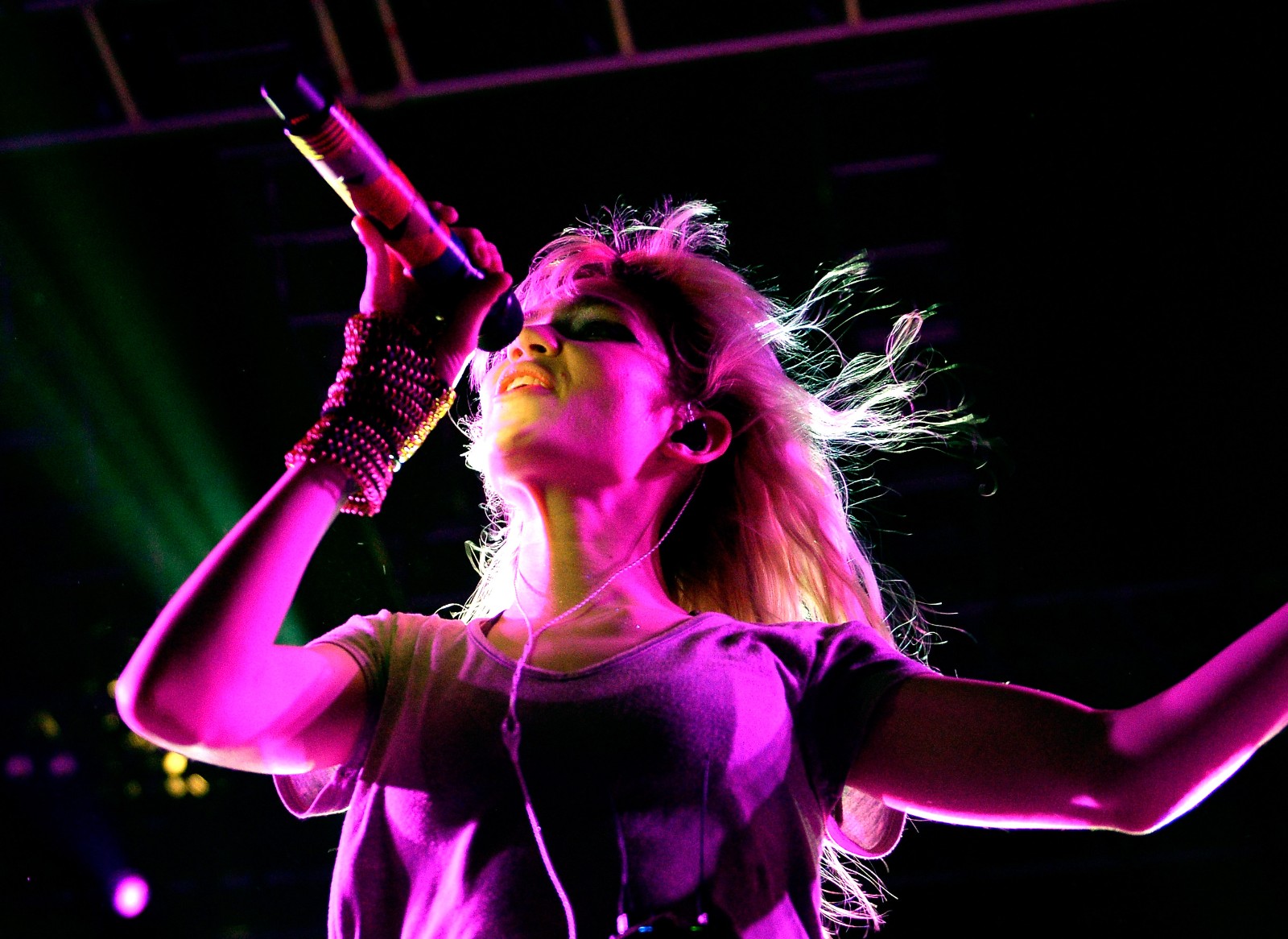 Grimes' Visions Is Being Reimagined by Classical Composers for a New ...