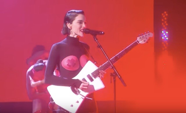 Watch St. Vincent Play “Los Ageless” on Ellen - SPIN