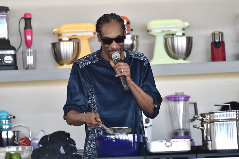 Snoop Dogg Announces New Cookbook 'From Crook To Cook'