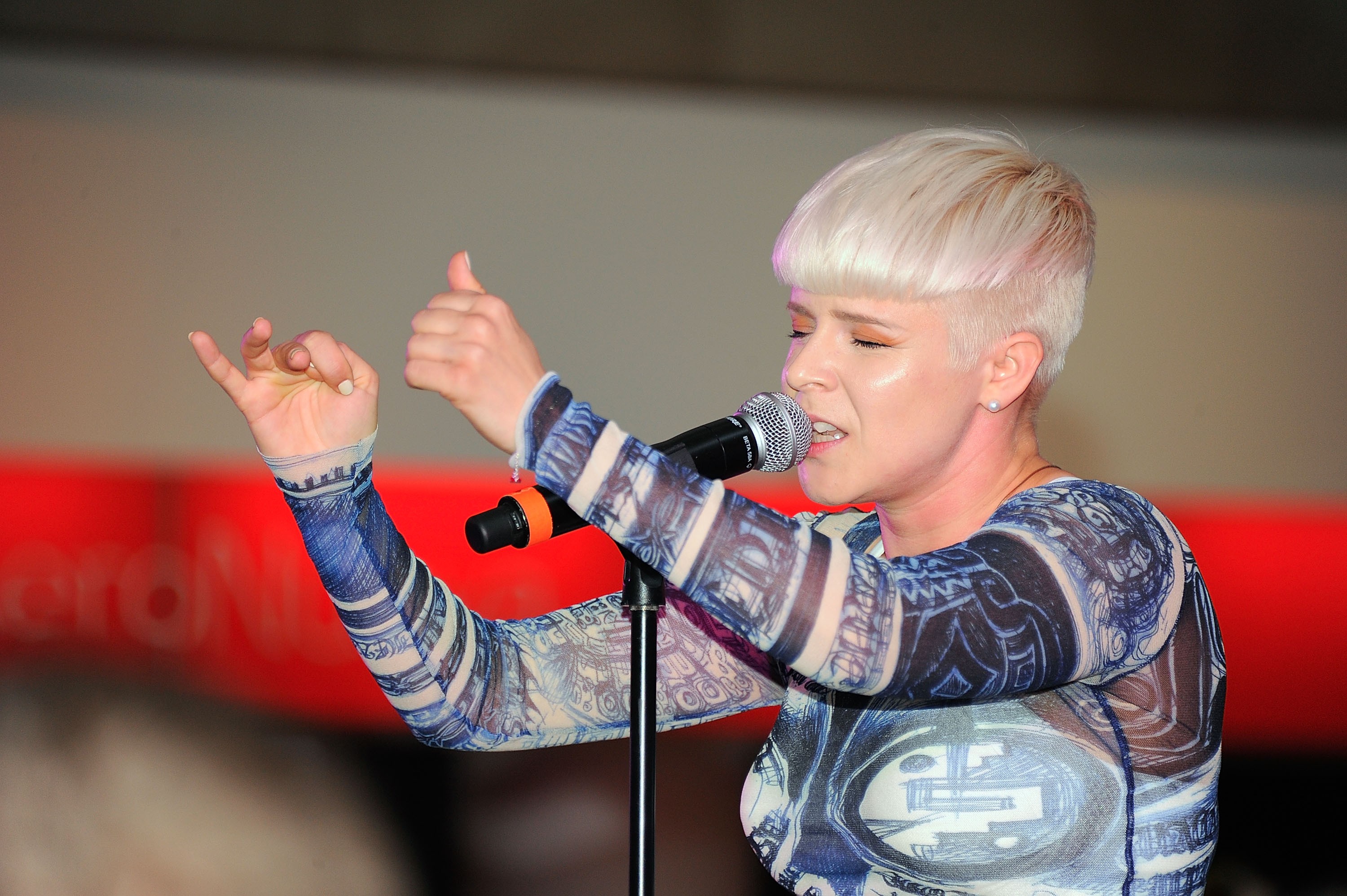 Robyn Announces New Album Honey - SPIN