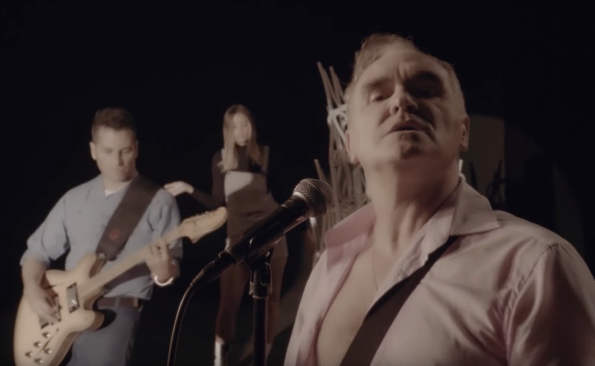Morrissey - "Back On The Chain Gang" (The Pretenders Cover) Video