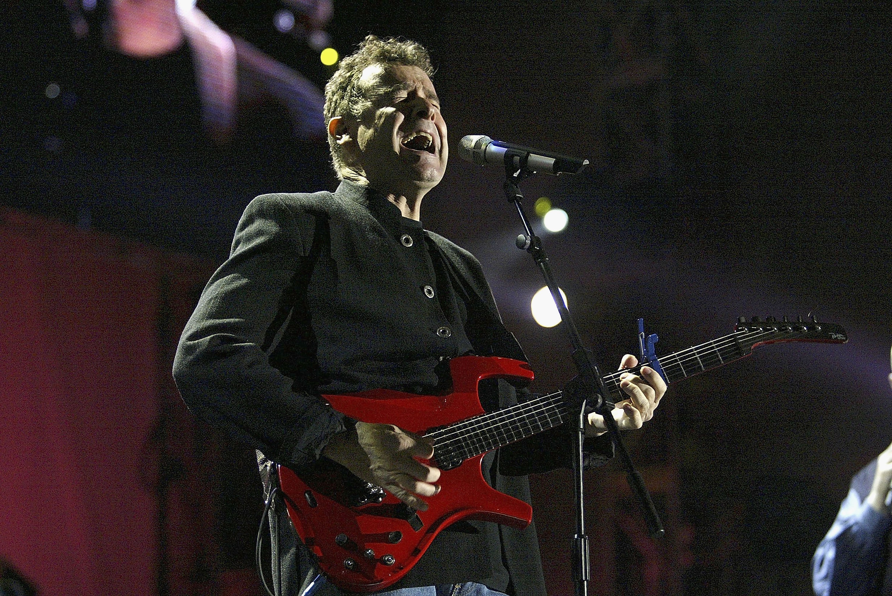 Johnny Clegg, Anti-Apartheid Musician in South Africa, Dies | SPIN