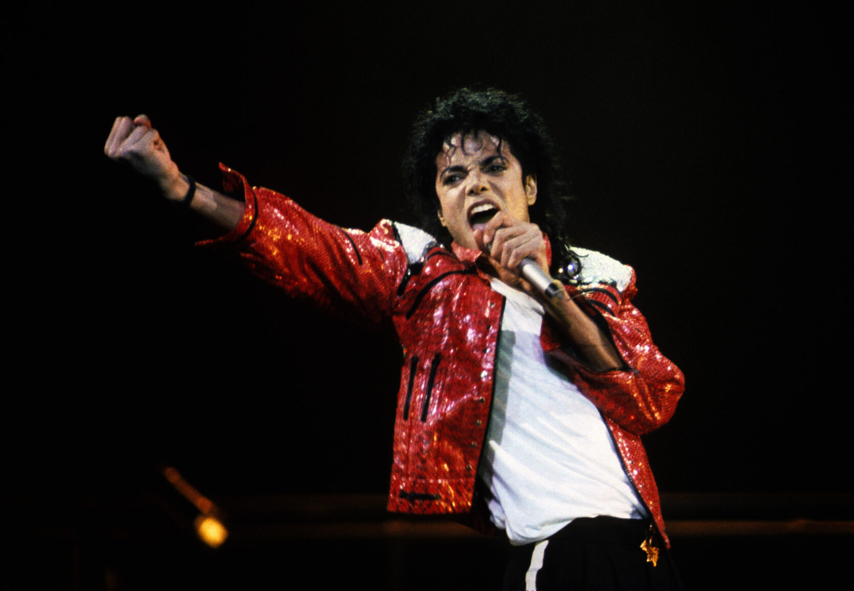 Unreleased Michael Jackson Tapes Found In Storage Unit - SPIN