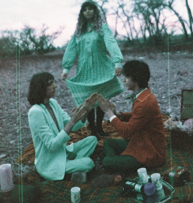 The Velveteers' Reverb Heavy Debut Is a Confident Sign of What's to ...