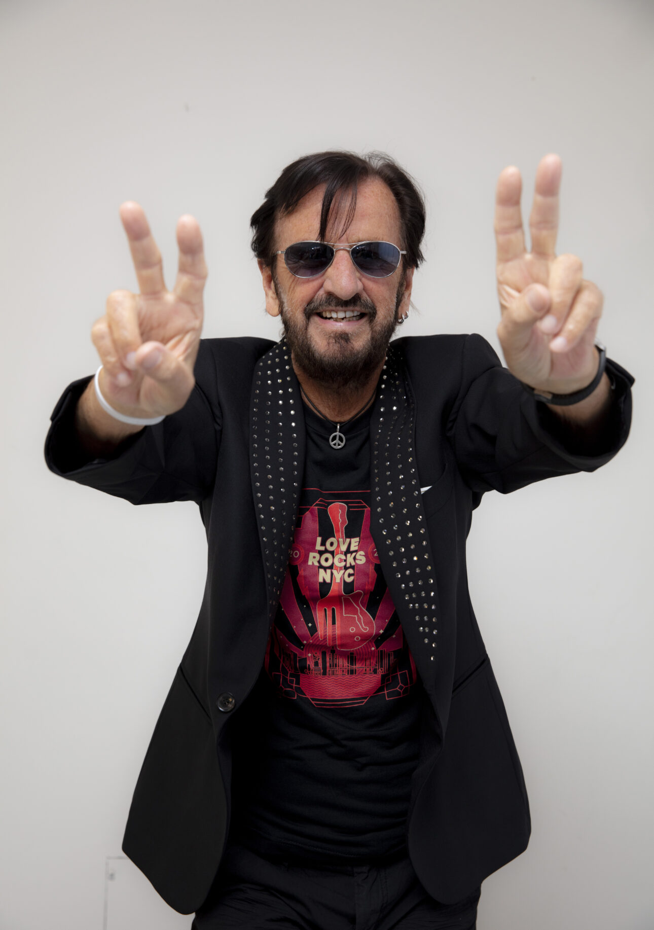 Ringo Starr on EPs, Epic Concerts, and How to Become a Master Drummer - SPIN