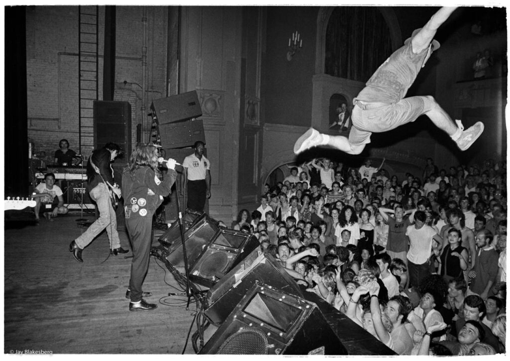 PICTURES AT AN EXHIBITION - SPIN