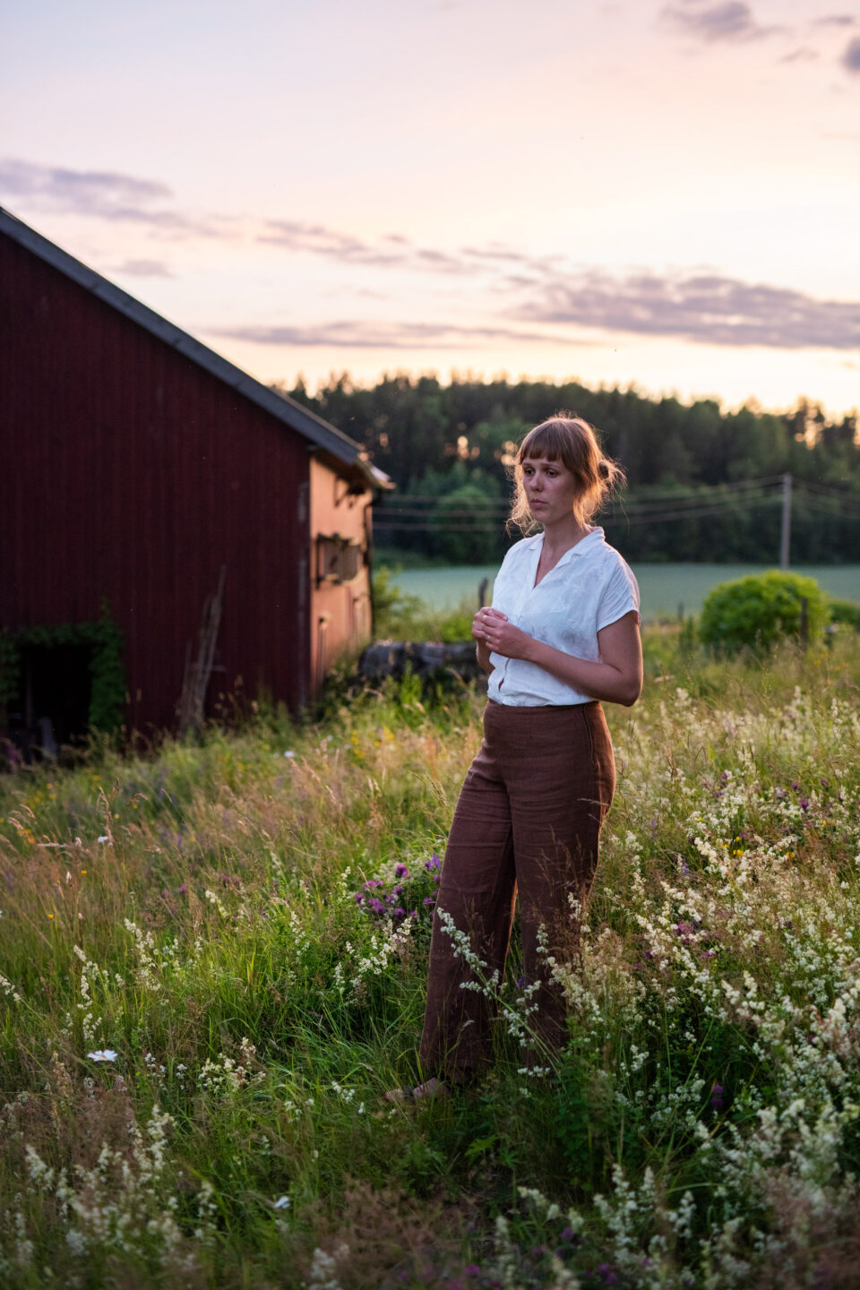 Norwegian Folk Singer Juni Habel Honors the Dead and Creates Magic With ...