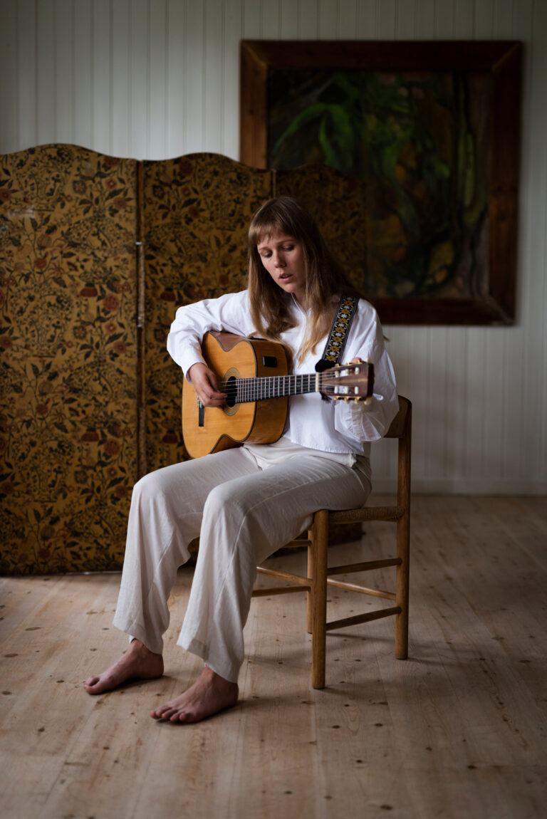 Norwegian Folk Singer Juni Habel Honors the Dead and Creates Magic With ...