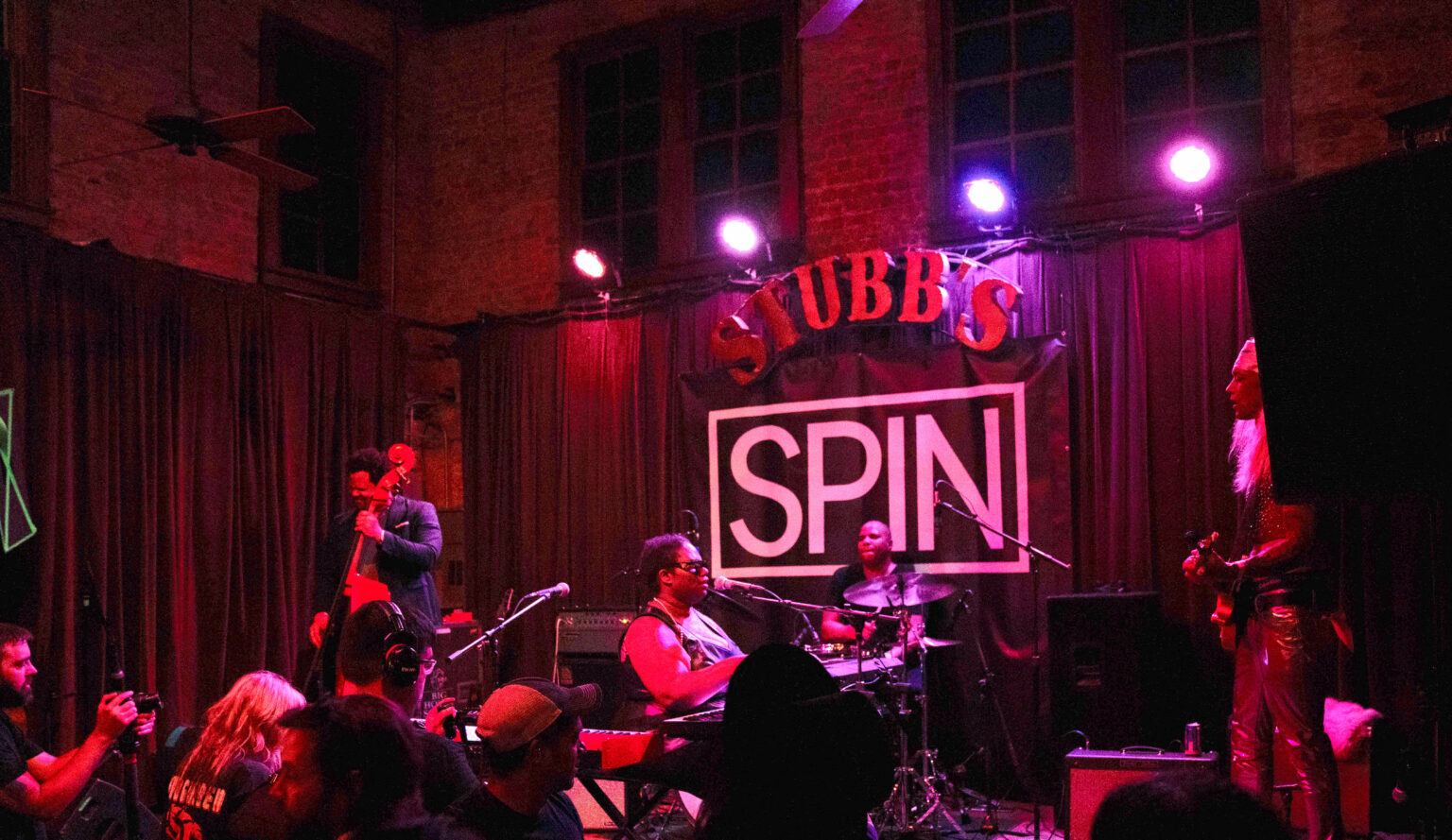 With A Grunge Legend In Their Corner, Brittany Davis Is Igniting Souls ...