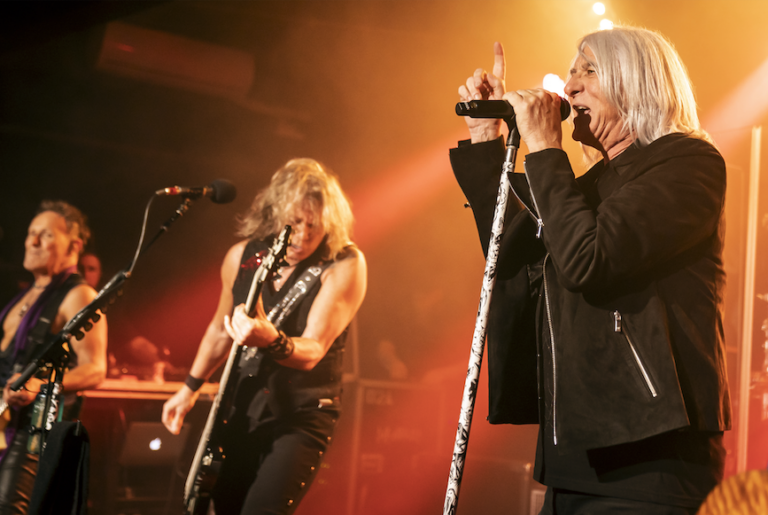 The Drastic Life of Joe Elliott - SPIN