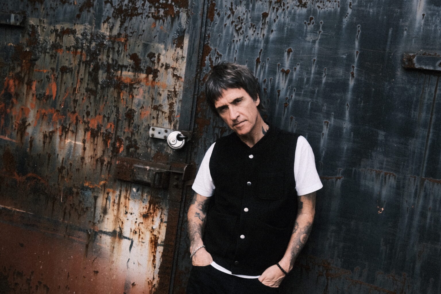 In New Book, Johnny Marr Lets His Guitars Tell His Story - SPIN