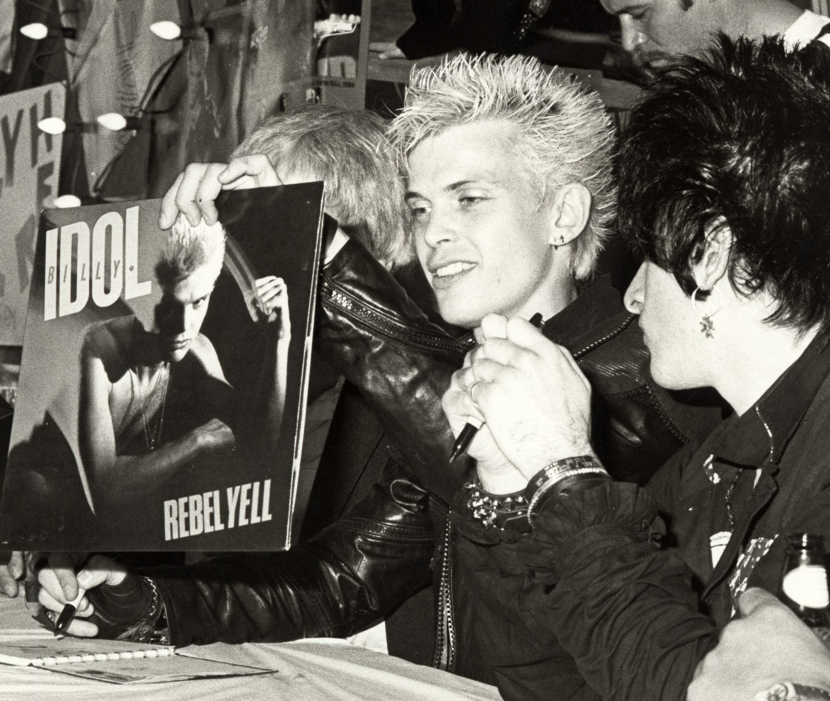 That Rebel Sneer: Billy Idol is 'Still Killer' - SPIN