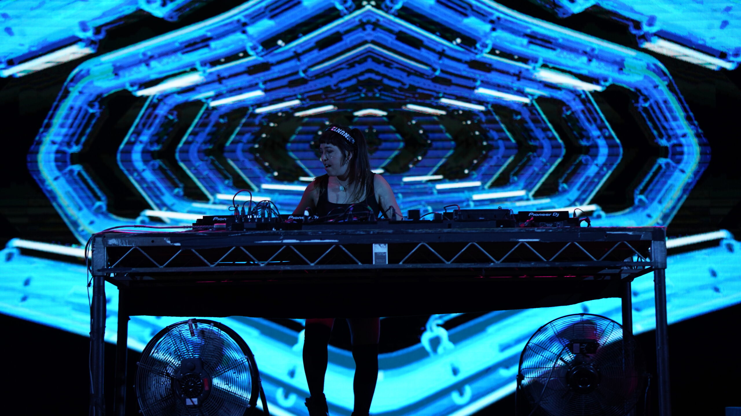 Fresh Start San Francisco, Day 2: The Midway - SPIN