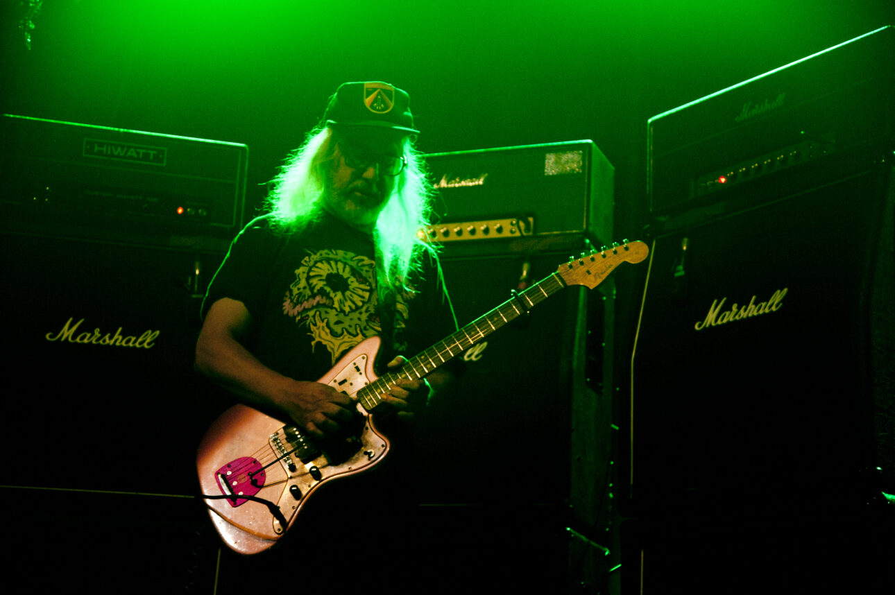 Watch Dave Matthews, Matt Cameron, Mark Arm Jam With Dinosaur Jr. - SPIN