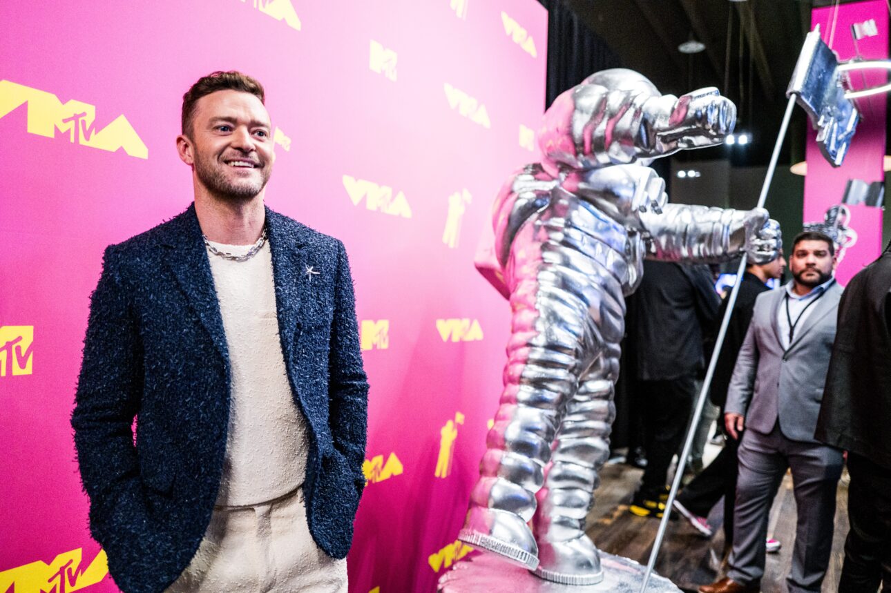 Watch Justin Timberlake Return To 'SNL' With New Songs - SPIN