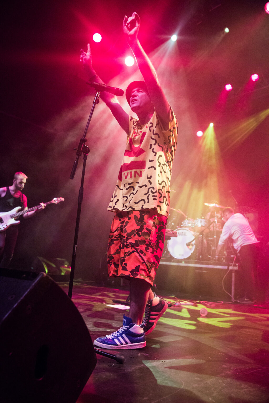 The Truth Behind EMF’s 1990 Smash Hit 'Unbelievable' - SPIN