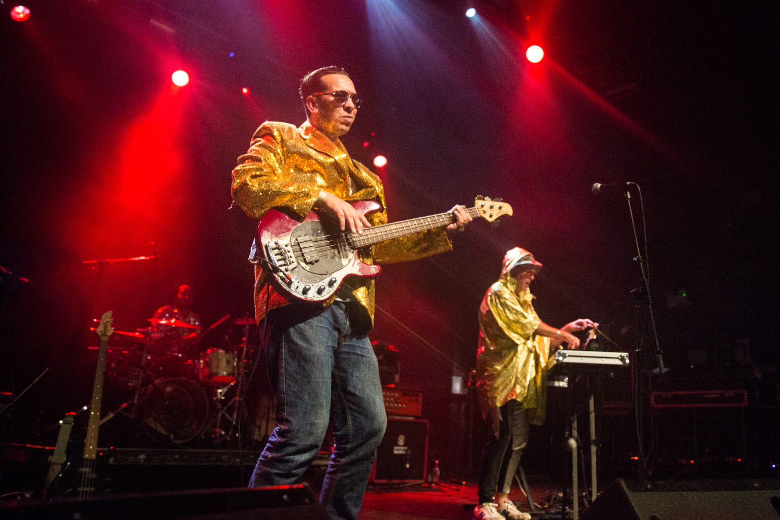 The Truth Behind EMF’s 1990 Smash Hit 'Unbelievable' - SPIN