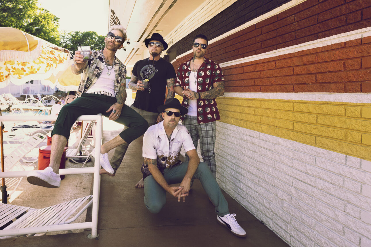 Lit’s Glorious Self-Deprecating Ode to Debauchery Turns 25 - SPIN