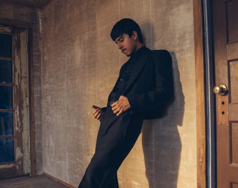 Iván Cornejo's ‘Mirada’ Is A Gaze Into Alternative Música Mexicana - SPIN