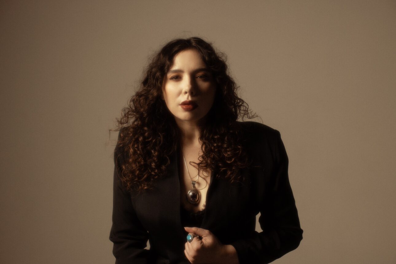 WHO IS...KIELY CONNELL - SPIN