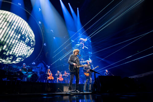Jeff Lynne's ELO Kicks off Farewell Tour With Plenty of Strange Magic ...