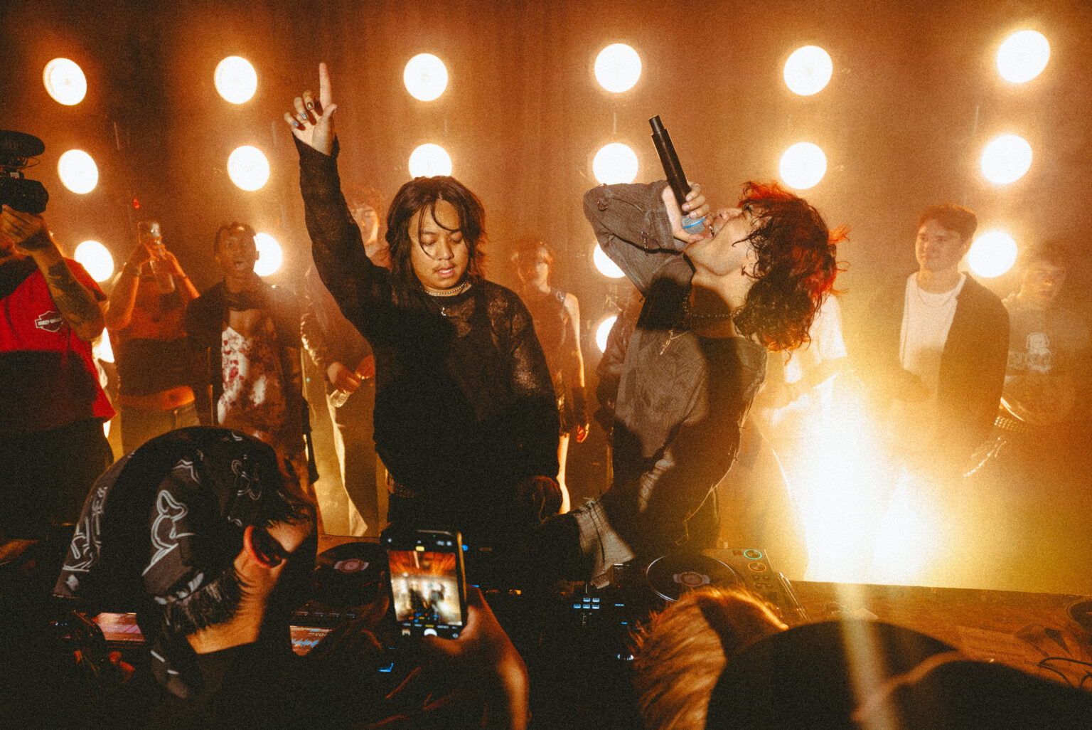 Snapped: ISOKNOCK's 4EVR Gallery Event (A Photo Essay) - SPIN