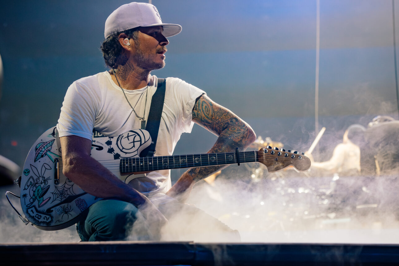 Tom DeLonge Says Blink-182 Won’t Stop Bringing Dick Jokes to Arenas ...