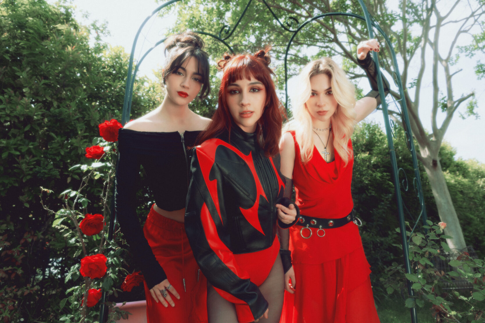 The Warning Talk Metallica, Musical Origins On 'Lipps Service' - SPIN