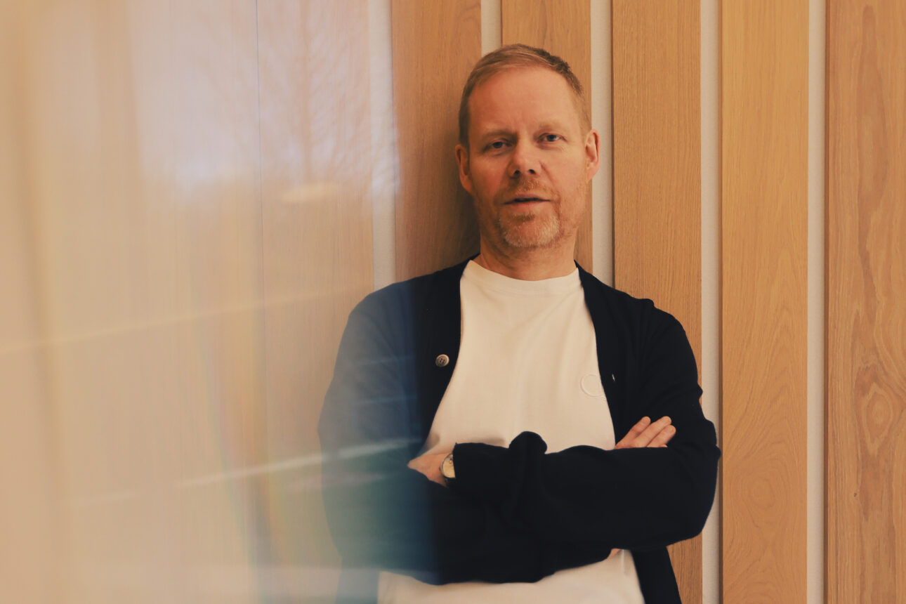 Max Richter Floats Away on ‘In a Landscape’ - SPIN