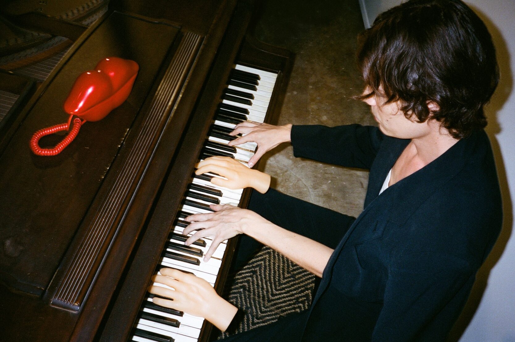 BØRNS On the Beauty of Letting Go - SPIN