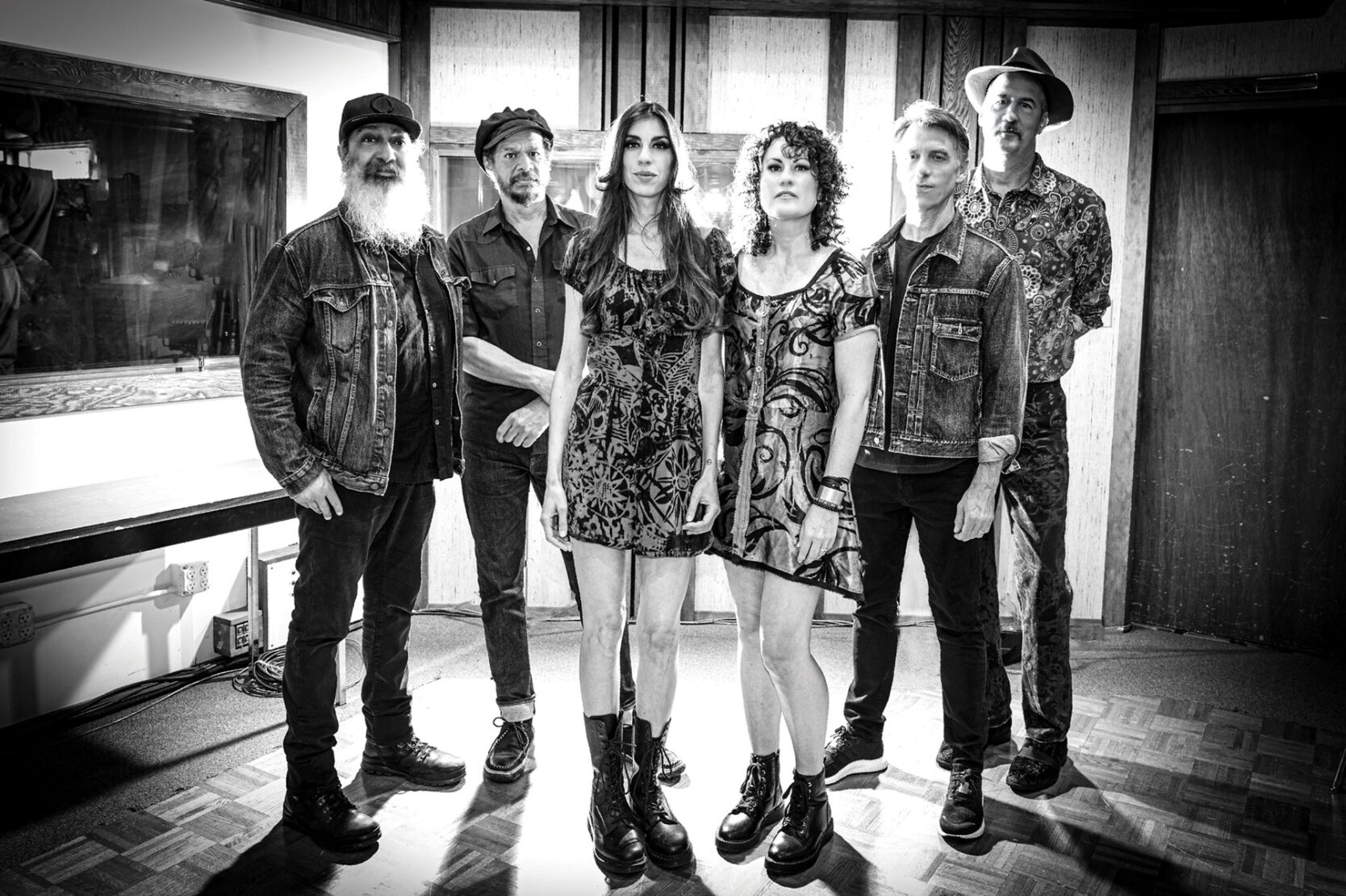 Secrets of a Carefree Supergroup - SPIN