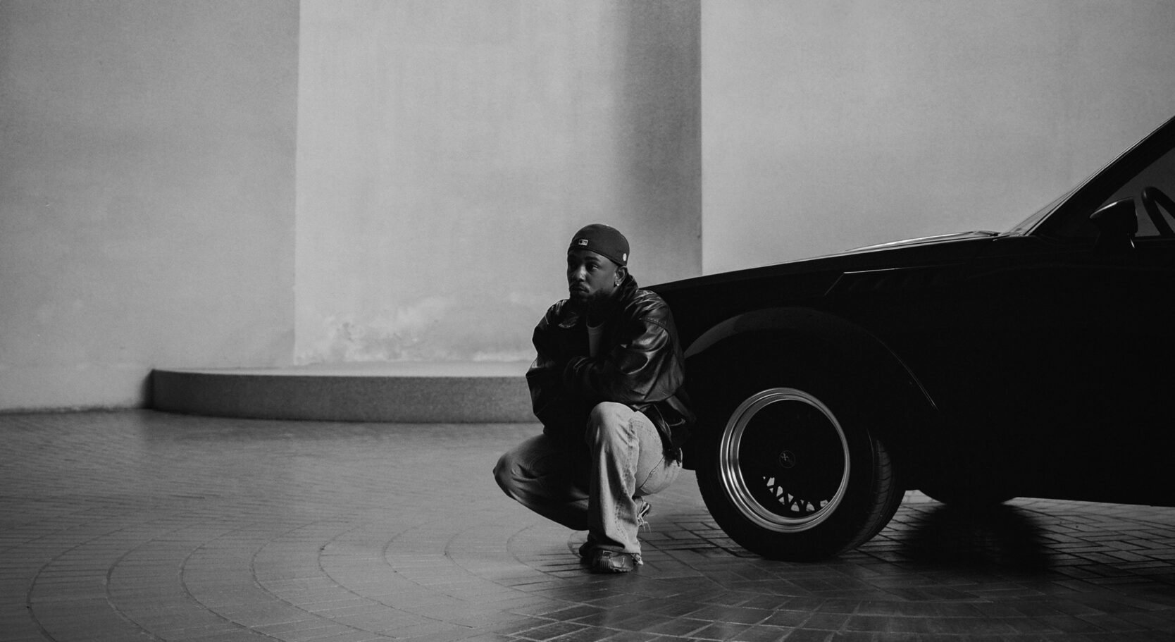 Watch Kendrick Lamar Dance, Read A Book In 'Squabble Up' Video - SPIN