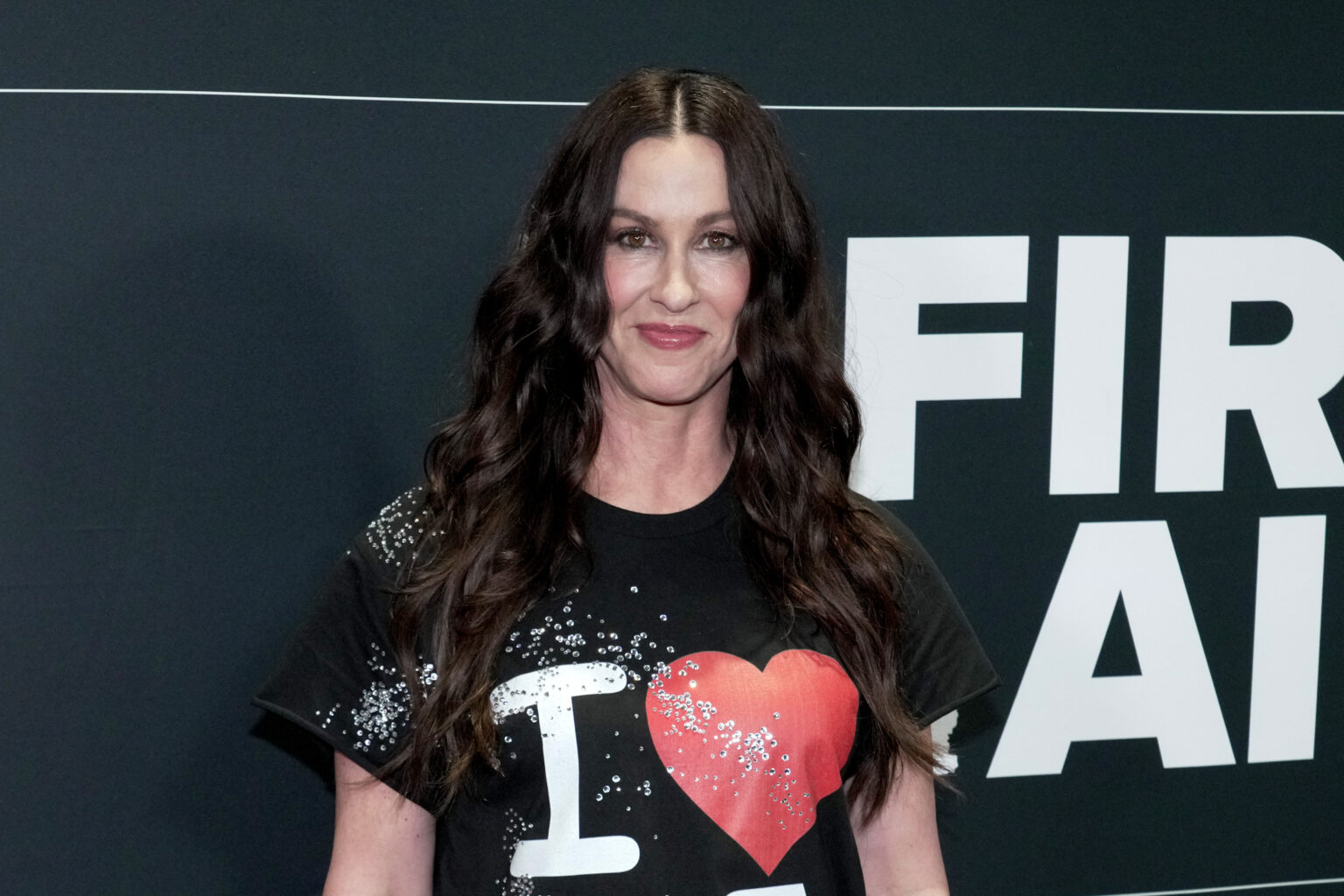 Alanis Morissette, 50, Announces Major Career Update