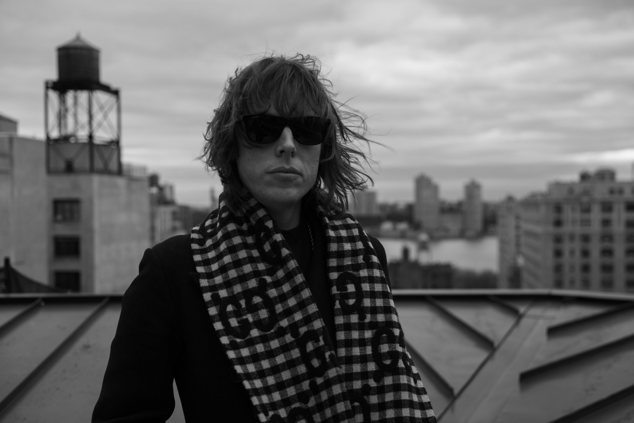 The Struts' Luke Spiller Talks Solo Album On 'Lipps Service' - SPIN
