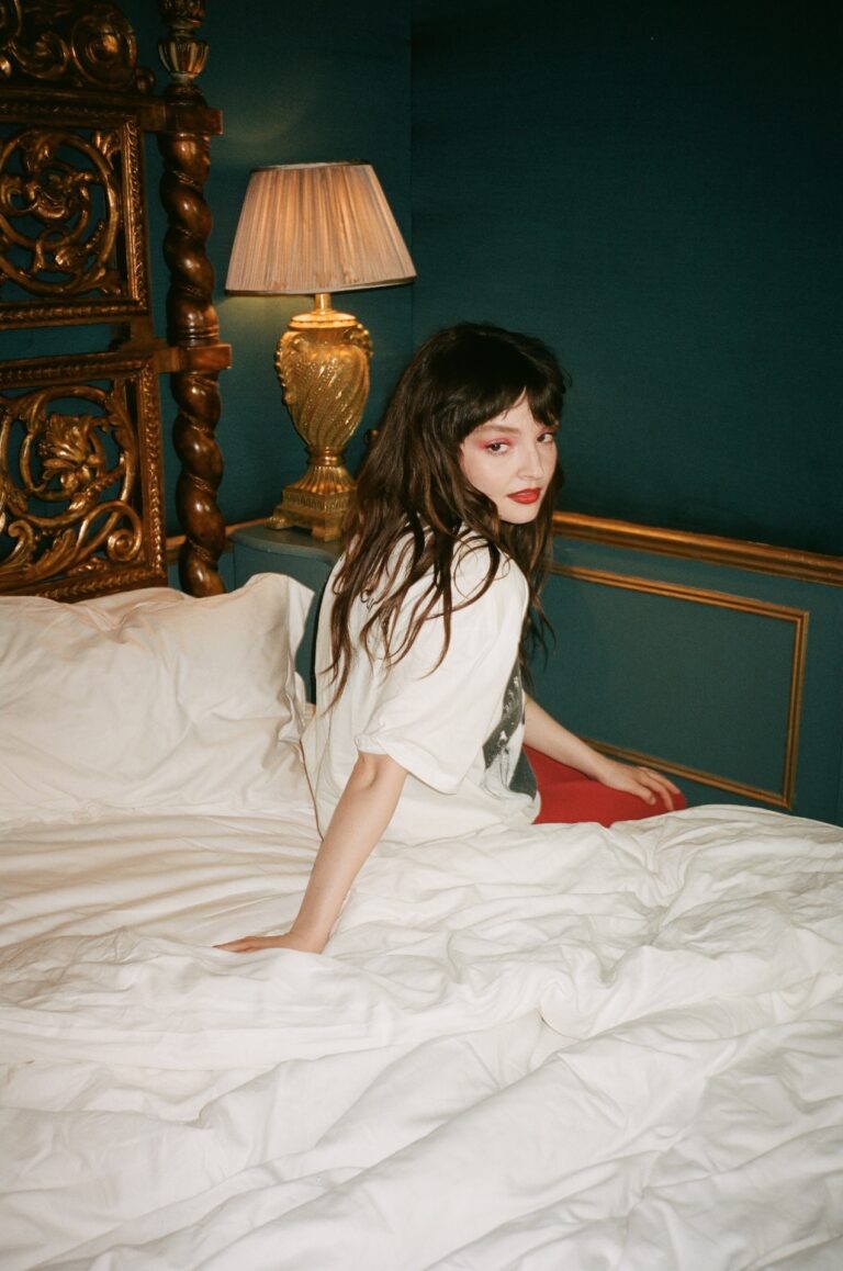 CHVRCHES Frontwoman Lauren Mayberry Shares Her Touring Essentials - SPIN CHVRCHES Frontwoman Lauren Mayberry Shares Her Touring Essentials - SPIN