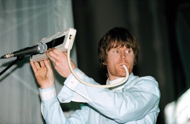 Will You Also Be Seduced By the Beta Band’s “Dry the Rain”? - SPIN