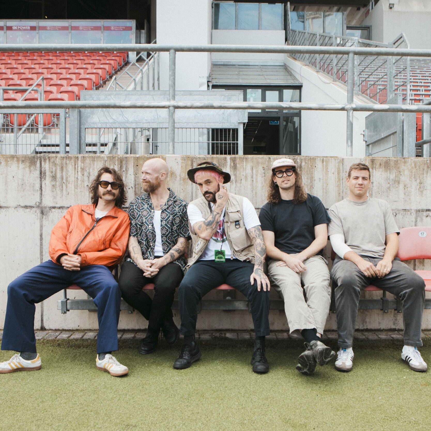 IDLES Record Score, New Tracks For Darren Aronofsky's 'Caught Stealing ...