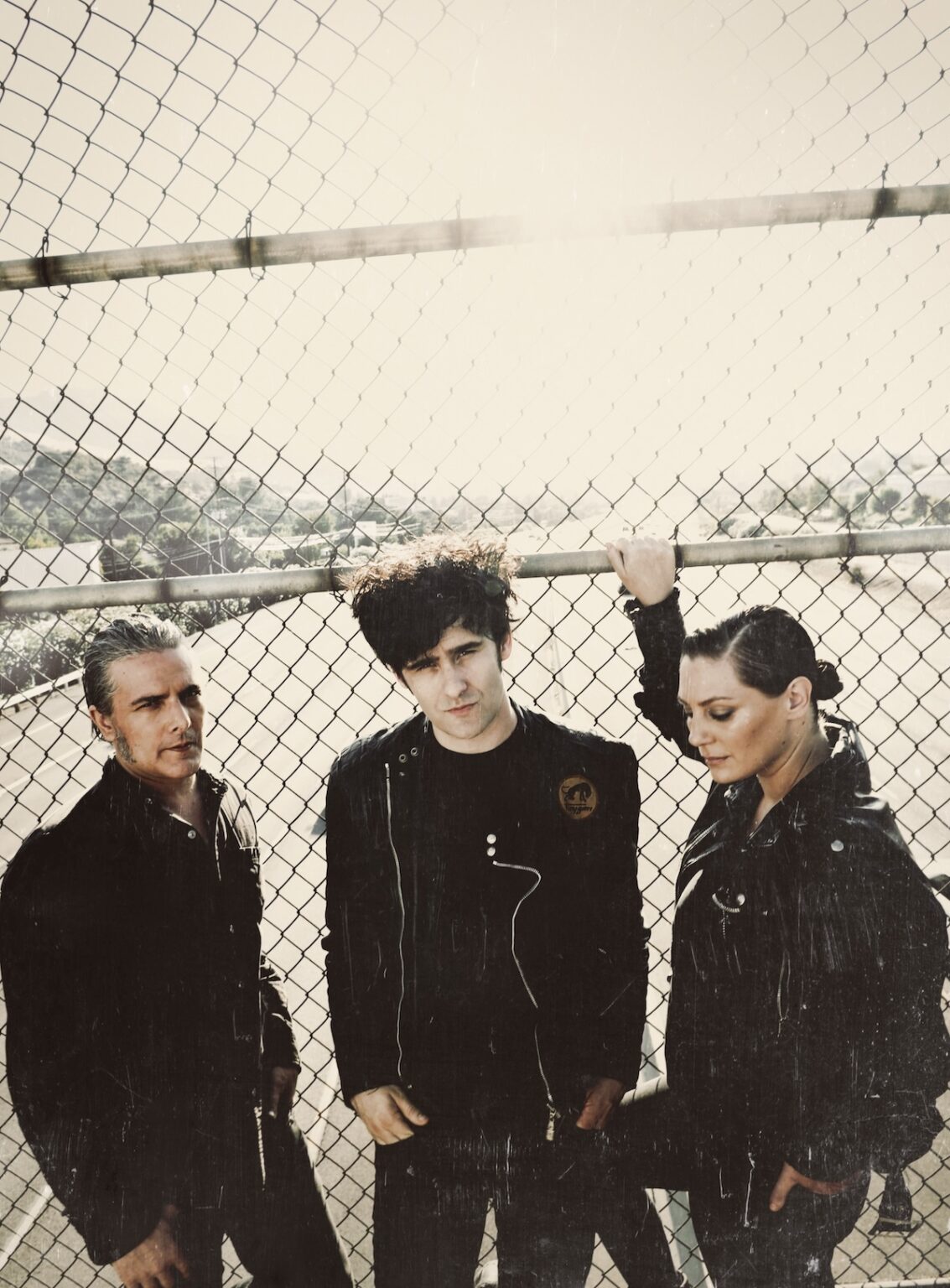 Black Rebel Motorcycle Club's Polarizing Masterpiece 'Howl' Turns 20 - SPIN