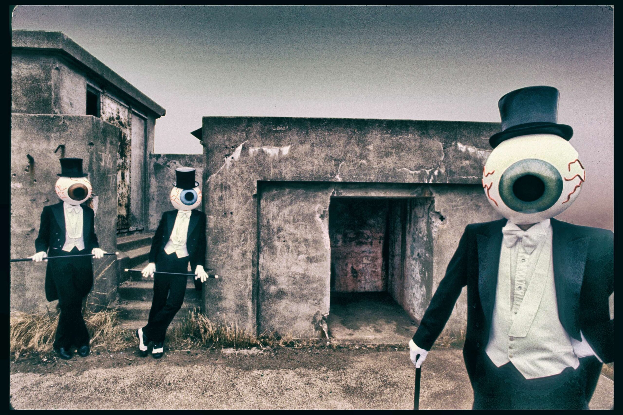 DARK SIDE OF THE DREAM - SPIN