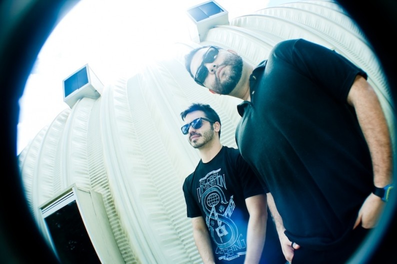 Stream a Bone-Rattling Introduction to Venezuelan Changa Tuki by Pocz ...