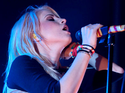 Paramore’s Tour Opener Mixes Joy and Disappointment | SPIN